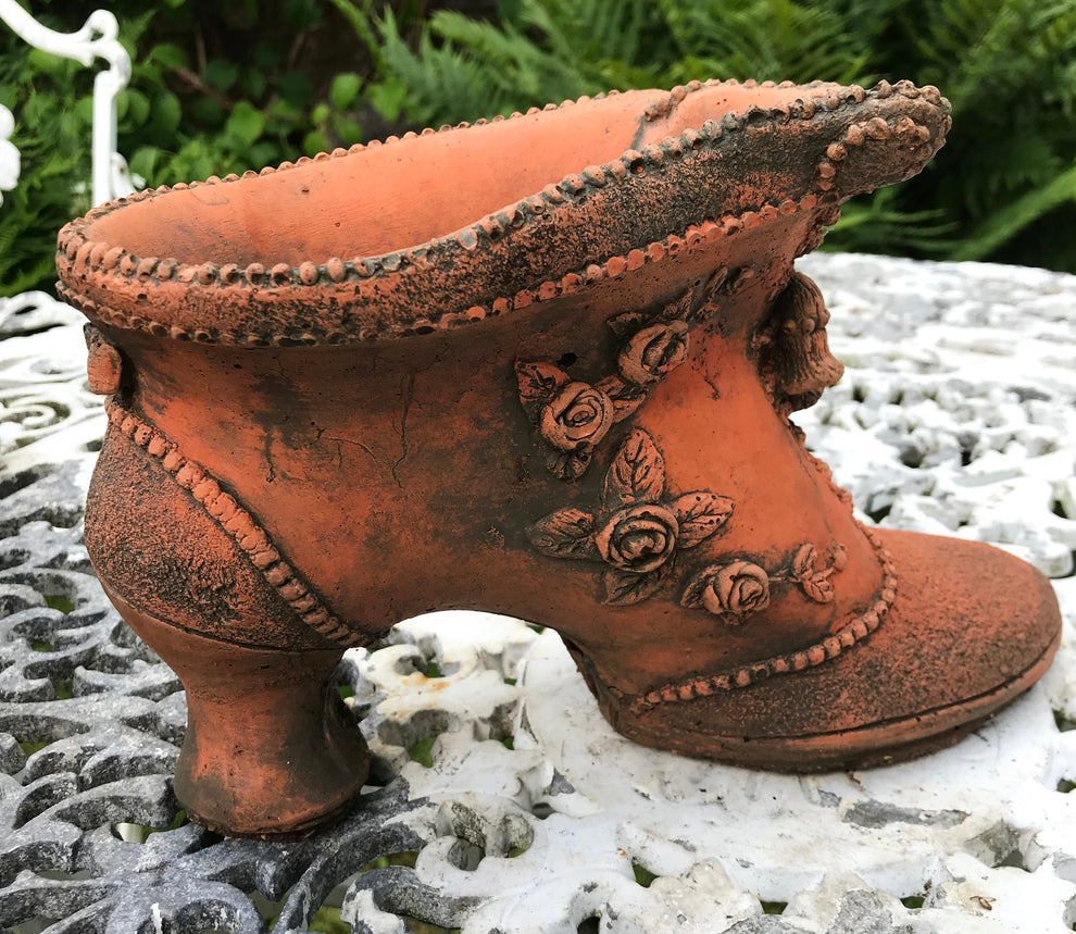 Gypsy Shoe Ornament – BrighthelmStone